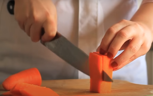 Domine a Técnica de Corte em Julienne como um Profissional: Um Guia ...